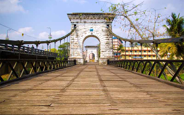 Kumar Palace 4 Star Leisure Hotel in Punalur Kollam